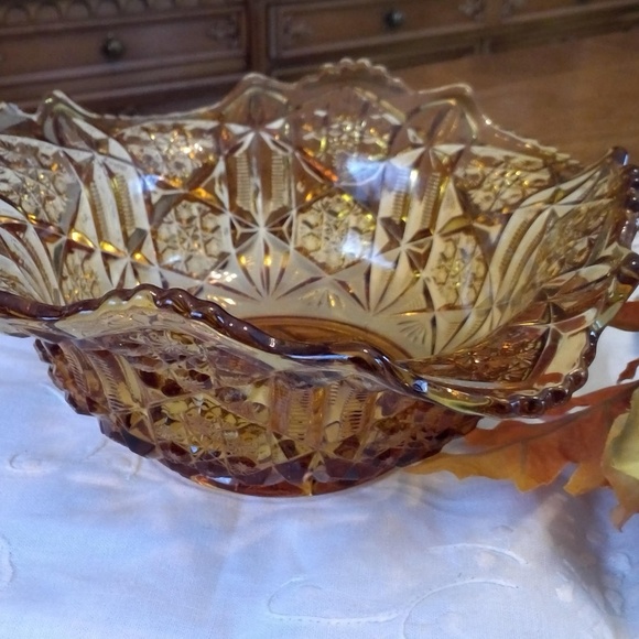 Vintage | Dining | Vintage Pressed Glass Amber Ruffled Serving Bowl ...